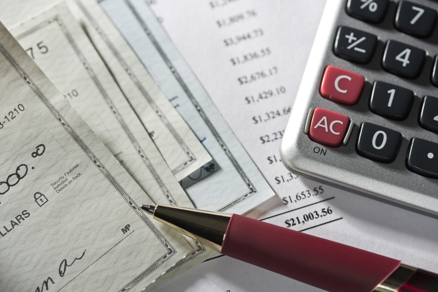 Why Americans Rely on Checks Instead of Bank Transfers | SmartPayables